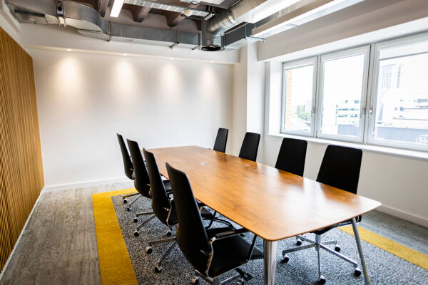 Apex Forbury Road, Reading - Office property in Reading - Vail Williams