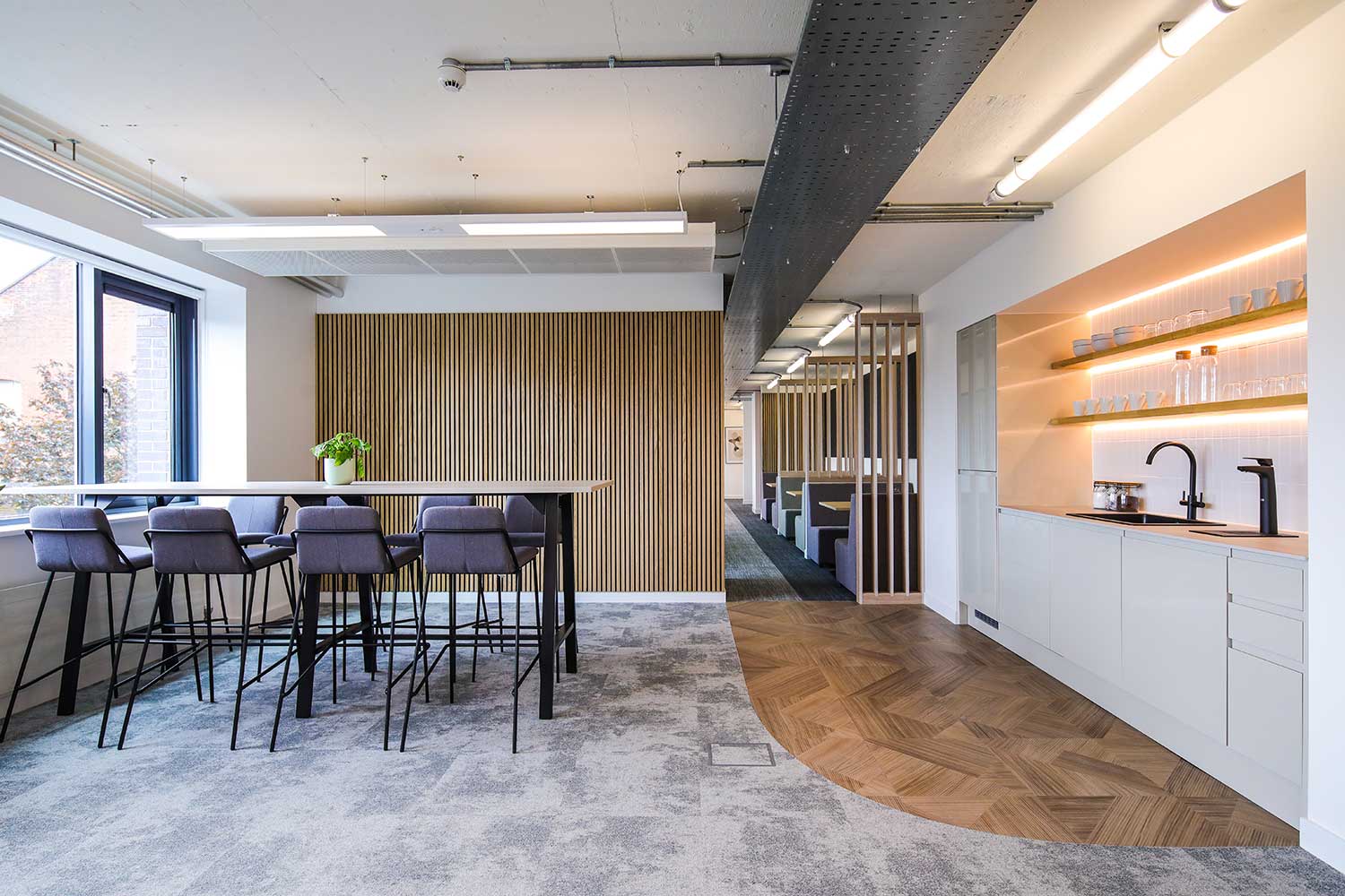 Apex Forbury Road, Reading - Office property in Reading - Vail Williams
